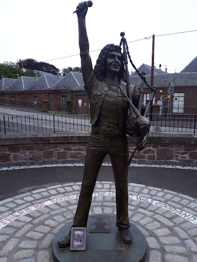 Bon Scott Statue in Scotland, United Kingdom - reviews,open hours,photo ...